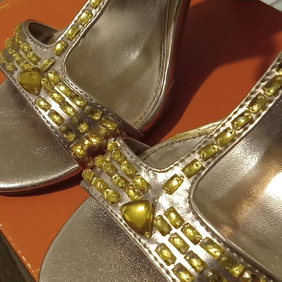 Unlisted | Shoes | Unlisted Brand Gold Crystal T Band High Heels8us ...